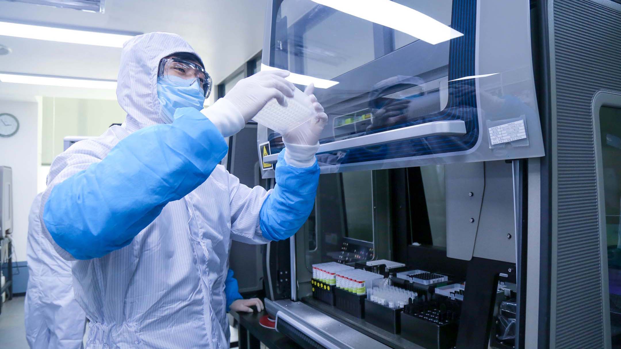 Envisioning the Future of Diagnostics - Seegene - CNN
